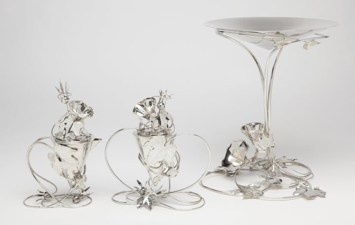 TABLEWARE – Robyn Nichols